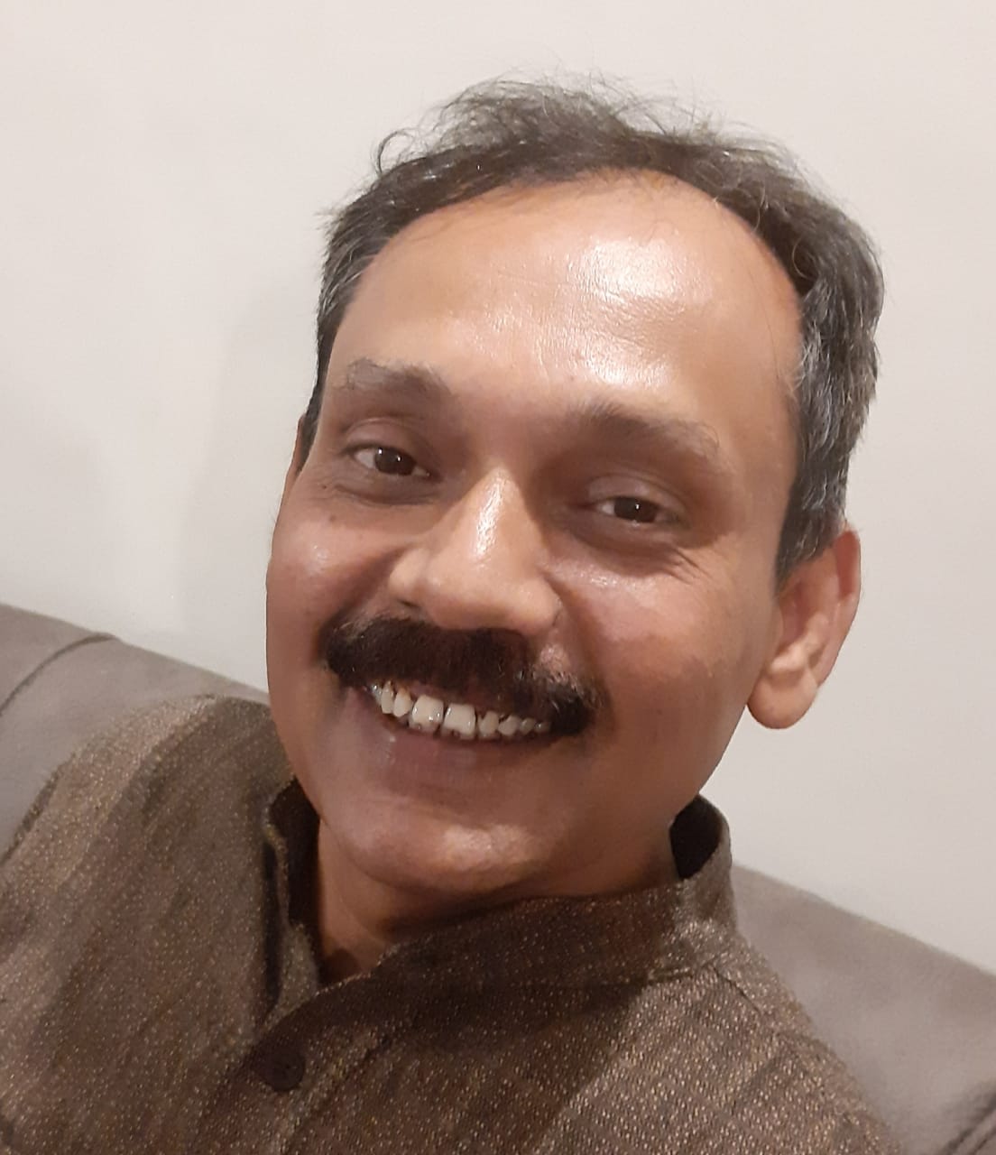 Dr. Manoj Bhatt